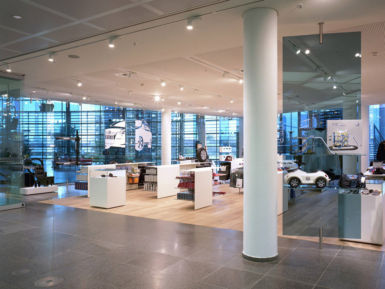 Studio Wehberg - Volkswagen Zubehör Flagship Shop - Büro Wehberg ...